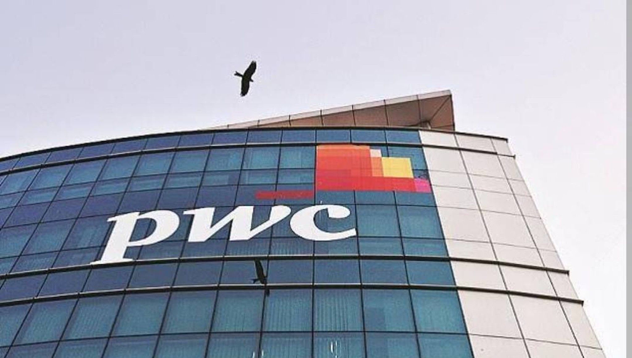 PwC ki BKC | Fishbowl