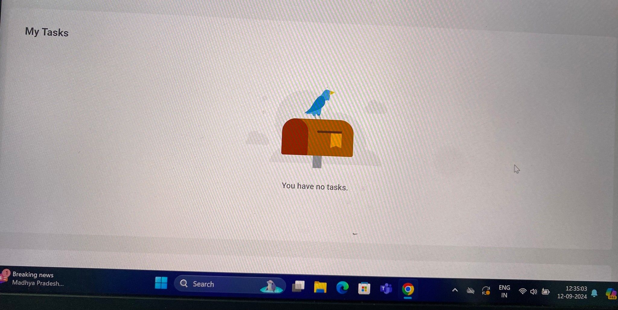Hi, is anyone experiencing an issue like below where the My tasks ...