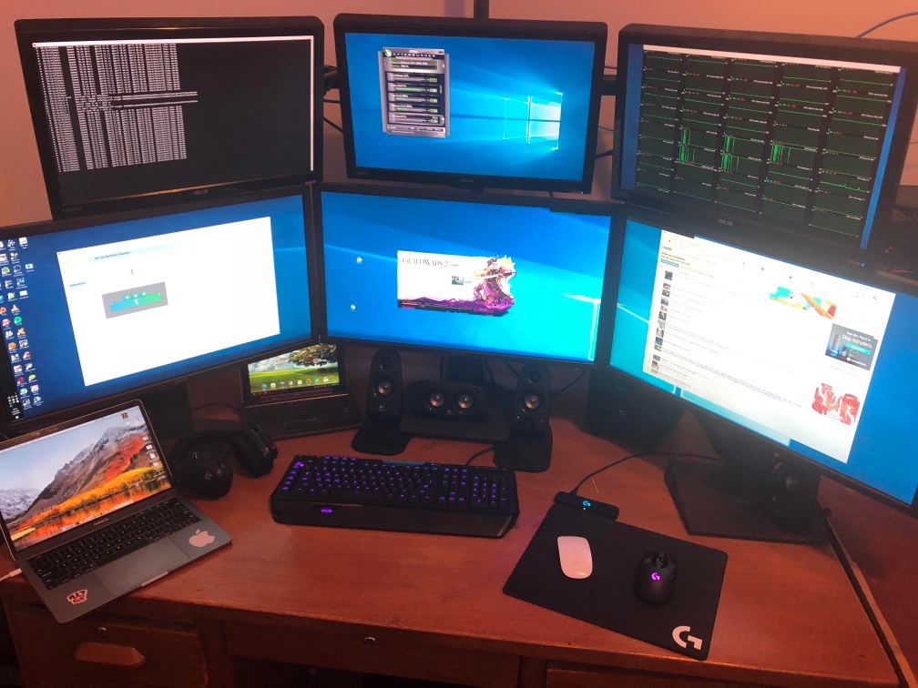 WorkDesk set up: 1 large curved monitor or a dual monitor set up? And ...